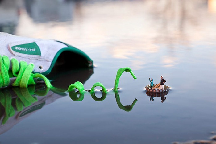 Miniature Street Art by Slinkachu | Amusing Planet